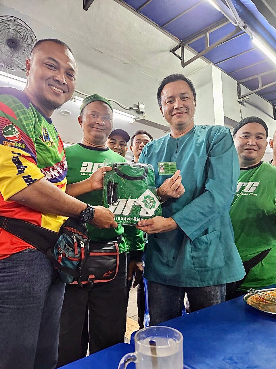Selepas Parti Pejuang, Eizlan Yusof Sertai PAS Pula?